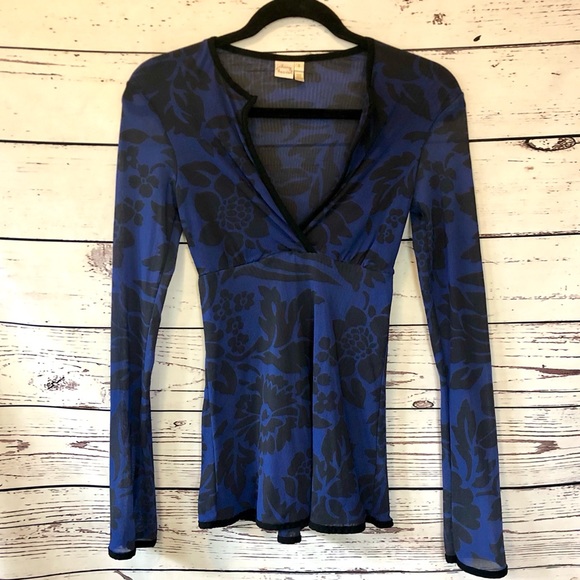 Johnny Heaven | Tops | Johnny Heaven Blue Black Floral Mesh Tunic Top ...